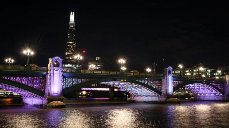 Illuminated River: First London bridges lit up - BBC News