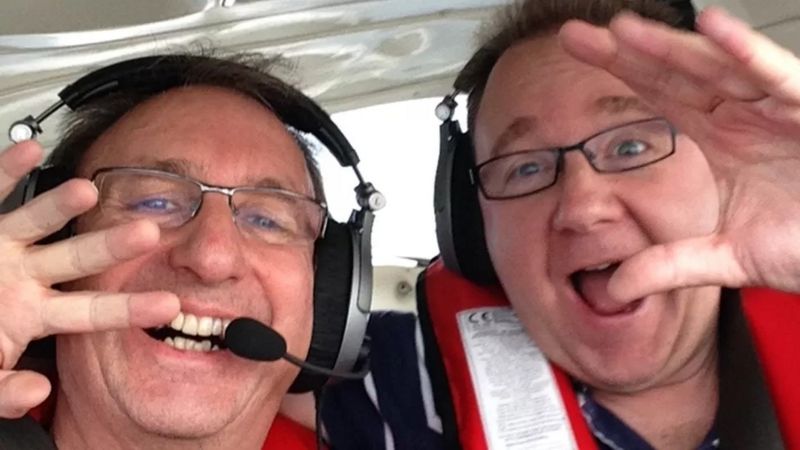 Missing pilots may have faced cloud trouble - BBC News