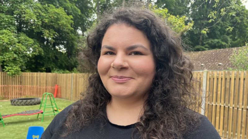 More SEND units needed in Suffolk says head teacher - BBC News