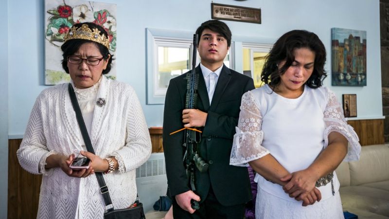 In pictures: US gun-blessing ceremony - BBC News