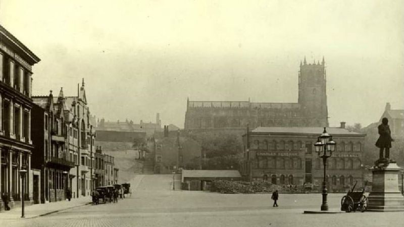 Community dig reveals Rochdale's Victorian corn mill - BBC News