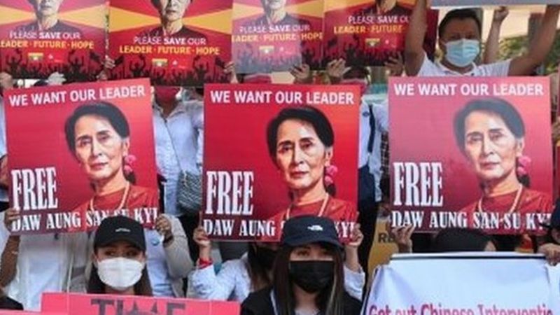 Myanmar protests: Demonstrators killed in bloody Yangon crackdown - BBC ...