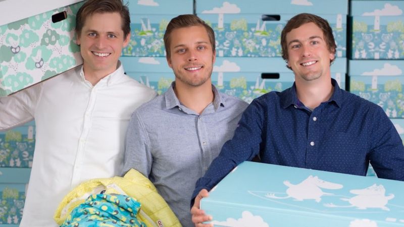Why babies all over the world are now sleeping in boxes - BBC News