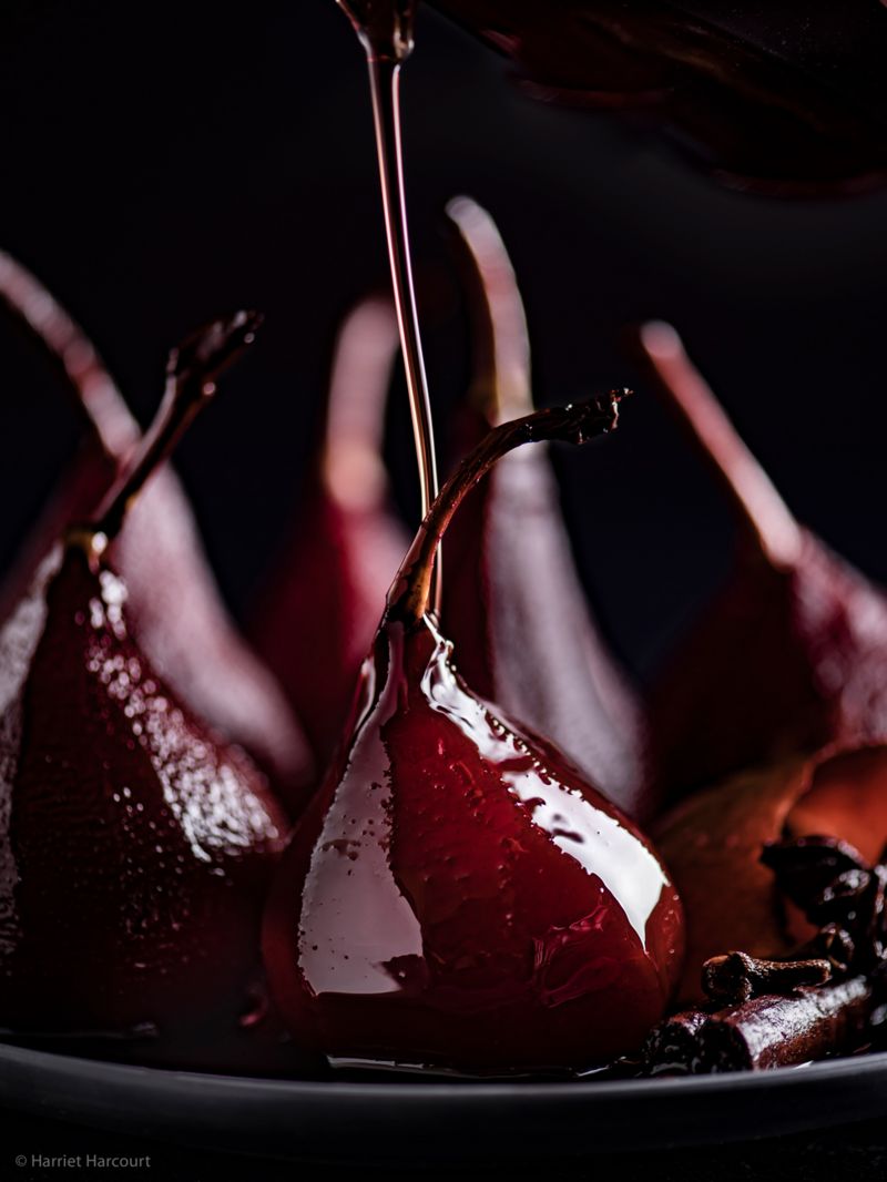 Family-meal image wins international food photo contest - BBC News