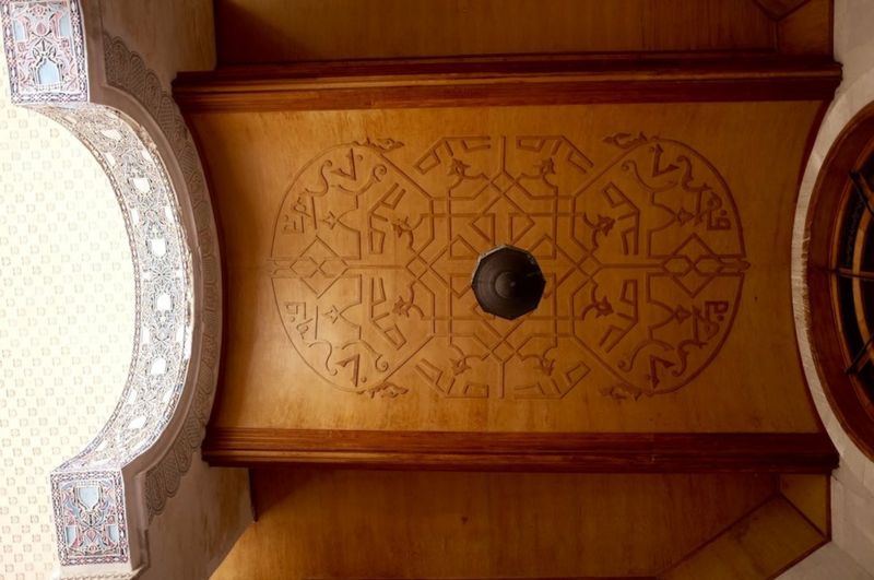Basra Museum: How Saddam's palace was given to the people - BBC News