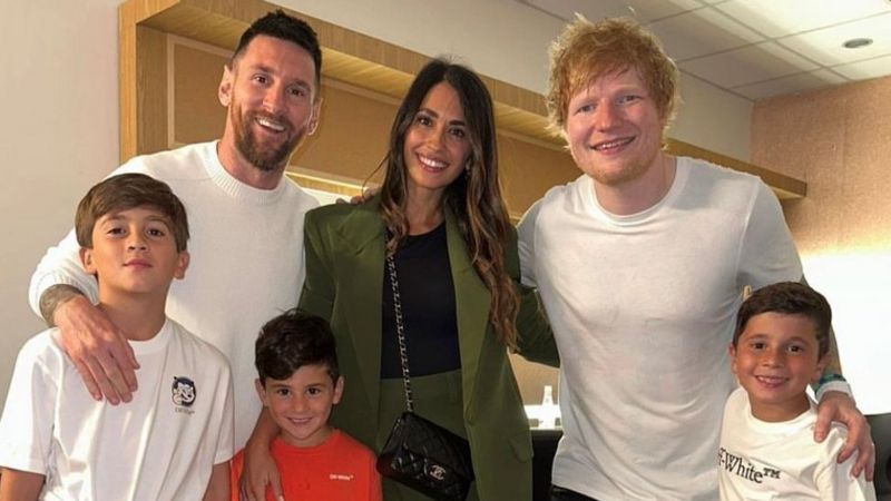 Lionel Messi pictured with Ed Sheeran after star's concert - BBC Newsround