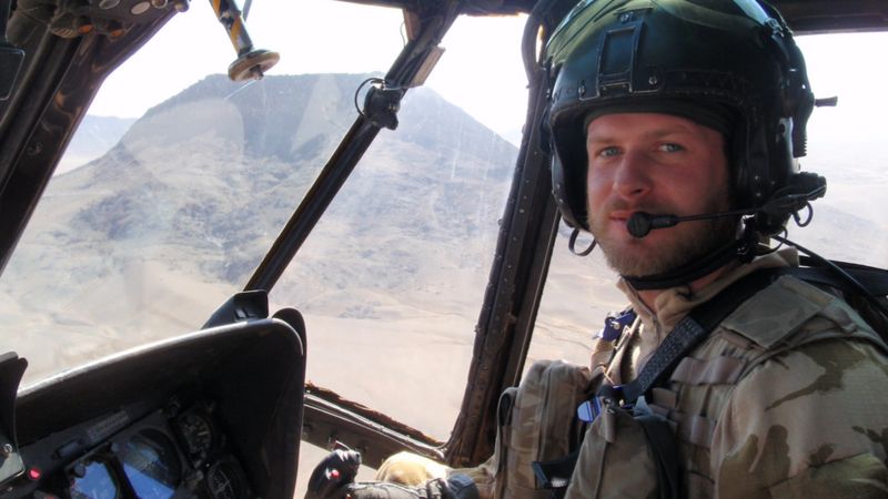 Ex-navy pilot to hike across Devon and Cornwall after cancer - BBC News