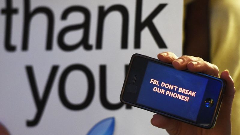 Apple asks court to reverse FBI iPhone order - BBC News