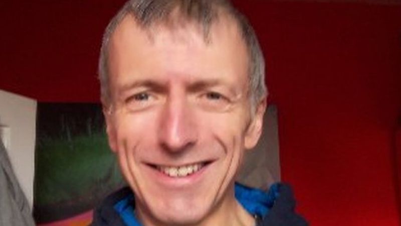 Tory candidate Craig Ross dropped for 'unacceptable' remarks - BBC News