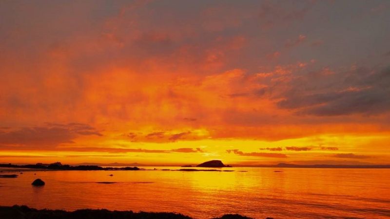 Your Scotland sunset pictures - BBC News