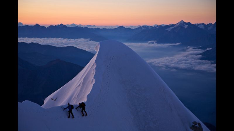 In pictures: Jonathan Griffith's mountain photography - BBC News