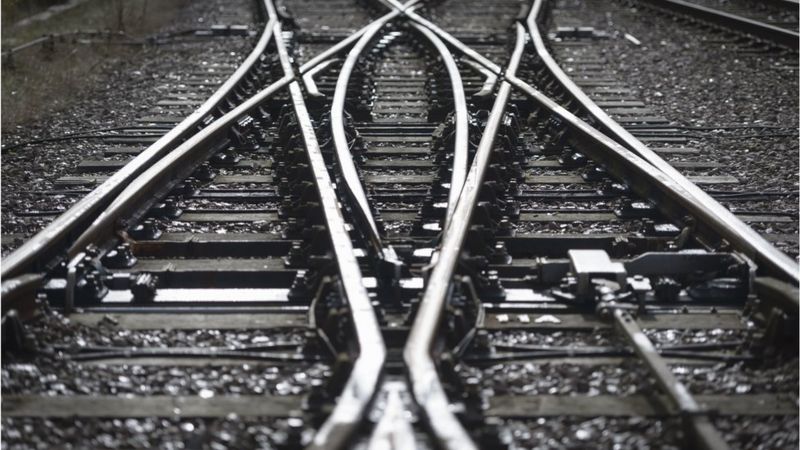 Plan to reopen Ivanhoe Line backed by businesses - BBC News