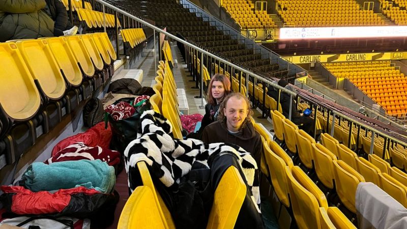 Homeless event sees 165 people sleep out at Molineux stadium - BBC News