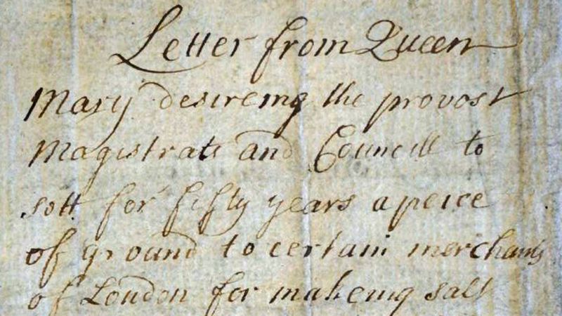 Mary Queen of Scots documents found at Museum of Edinburgh - BBC News