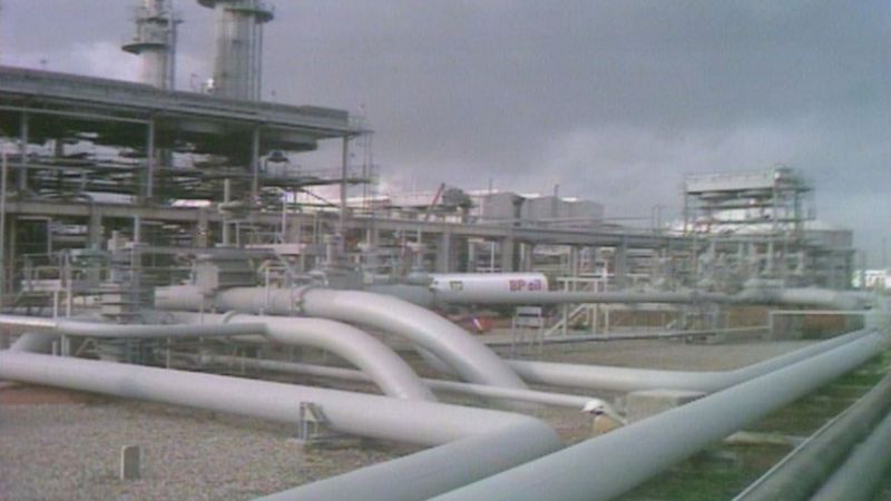 Grangemouth: 100 years in the oil industry - BBC News
