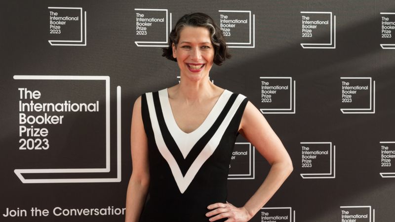 Booker Prize: What are the secrets to Ireland's success? - BBC News