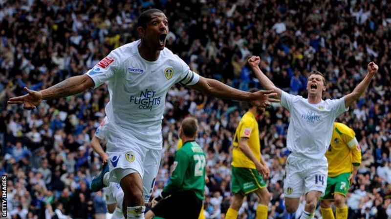 Championship: Leeds United promoted to Premier League after 16-year ...
