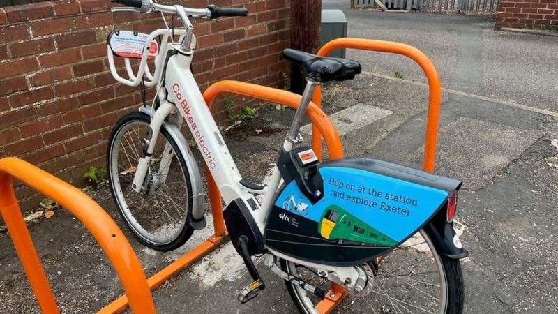 Co Cars and Co Bikes collapses into administration - BBC News