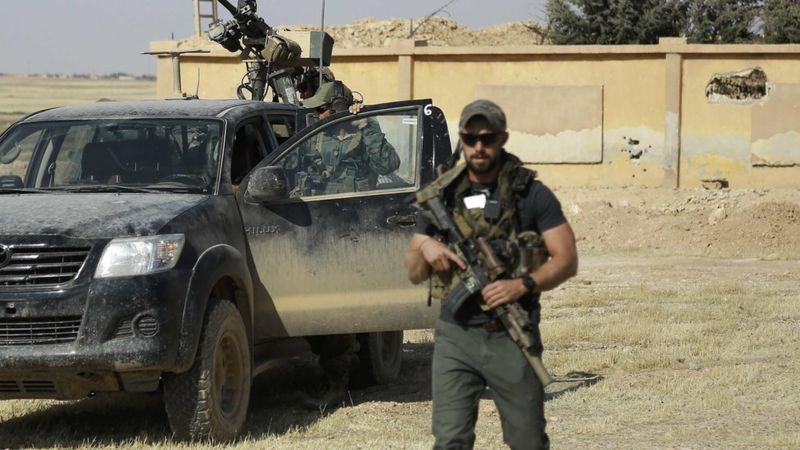 Syria war: Turkey anger over US commando photos - BBC News