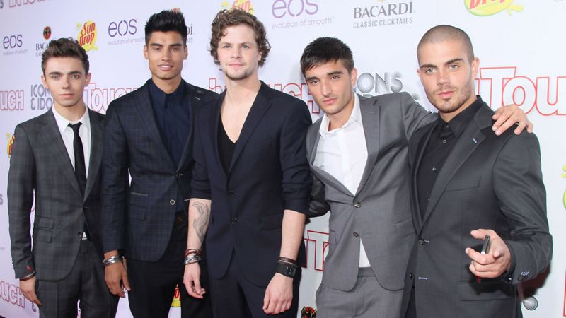 Tom Parker: The Wanted singer dies aged 33 - BBC News