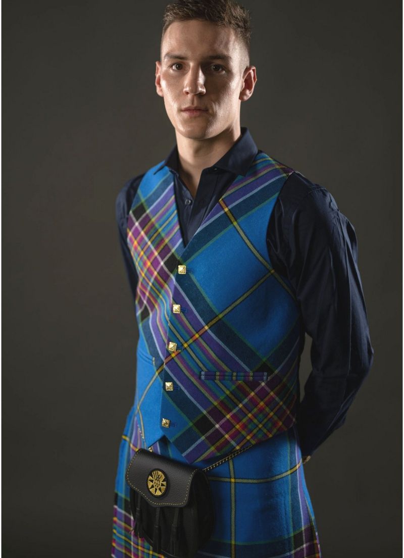 Team Scotland Commonwealth Games parade outfit revealed - BBC News