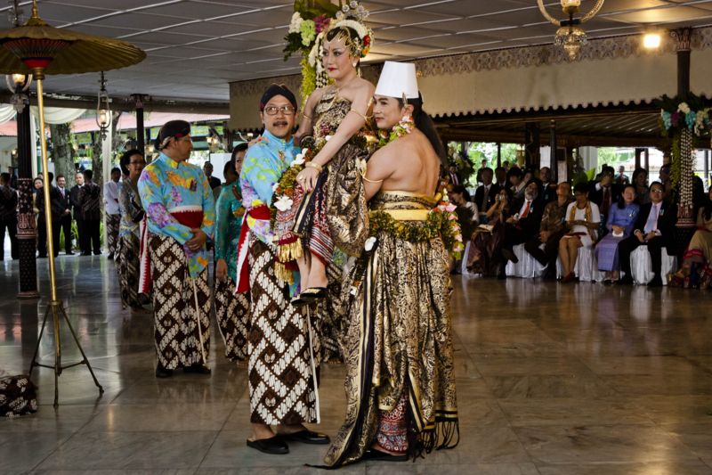 Sultan of Yogyakarta: A feminist revolution in an ancient kingdom - BBC ...