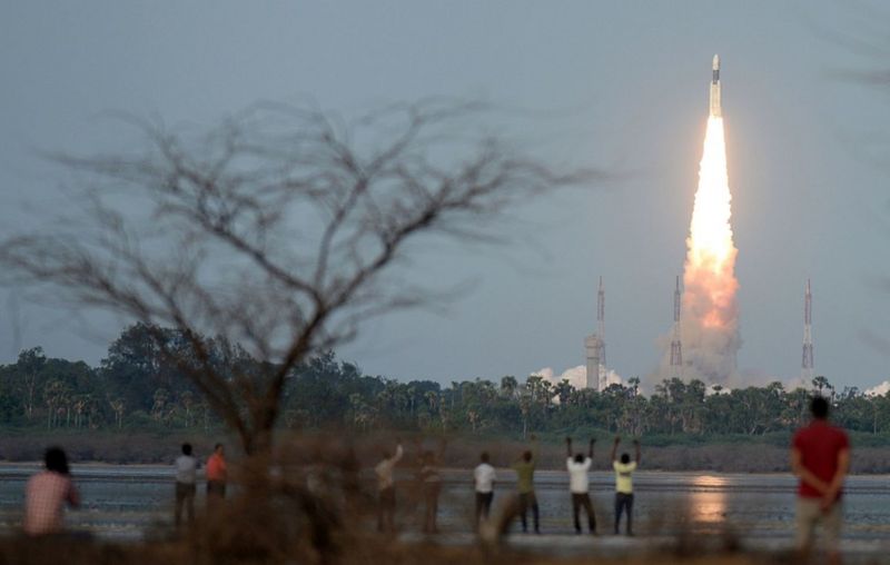 India launches 'monster' rocket - BBC News