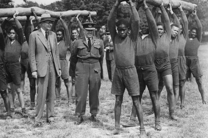 Filey memorial plaque for Caribbean WWII RAF crew unveiled - BBC News