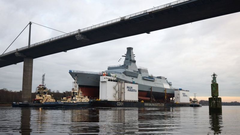 Newly-built Royal Navy frigate sails down Clyde under the Erskine ...