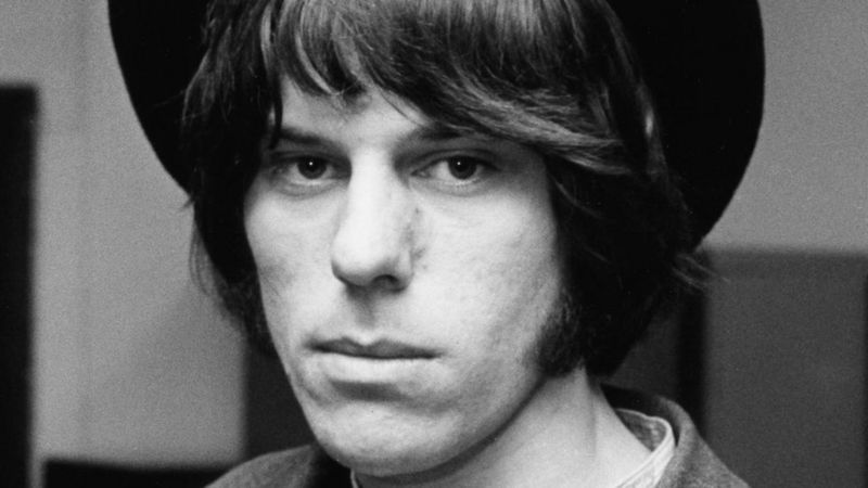 Jeff Beck: British guitar legend dies aged 78 - BBC News
