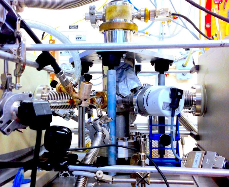 Complex sugars cooked up from 'comet ice' - BBC News