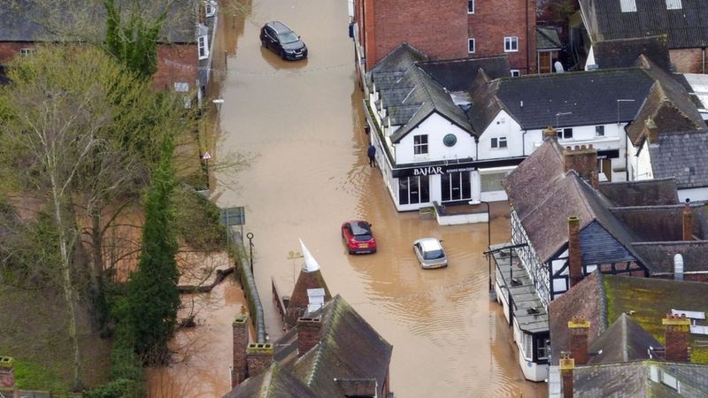 Vicar welcomes £2.6m fund to help flood-hit Tenbury Wells - BBC News