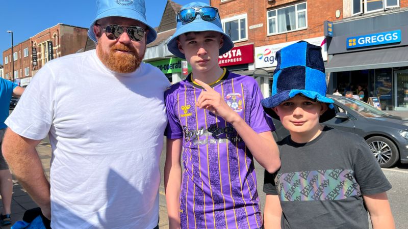 Coventry City: Sky Blue army prepares for Wembley - BBC News