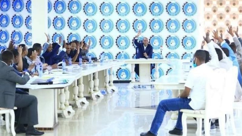 Dowlad Deegaanka Soomaalida: "Uma dulqaadan doonno dadka taageersan ...