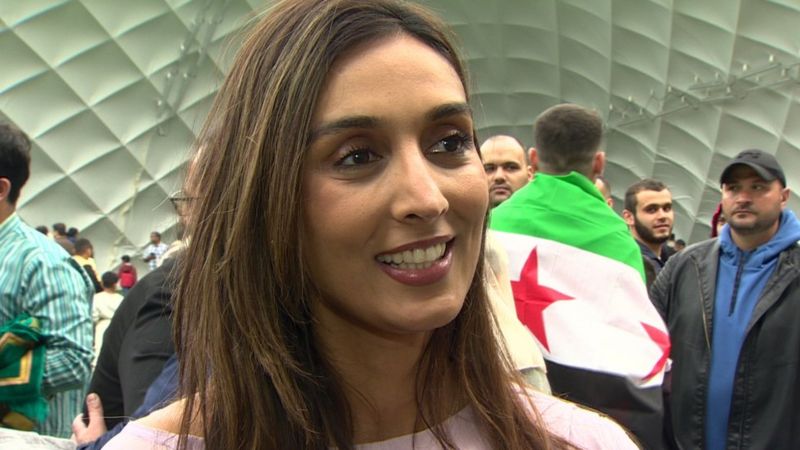 Eid: Belfast event 'amazing' for Muslim community - BBC News