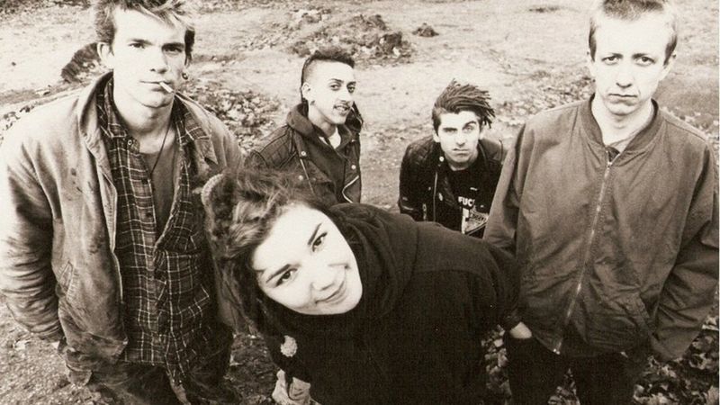 Castlemorton Common: The rave that changed the law - BBC News