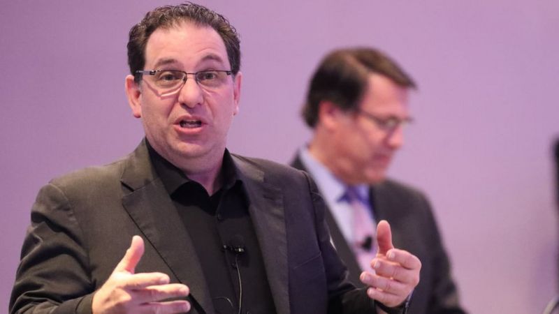 Famed US hacker Kevin Mitnick dies aged 59 - BBC News