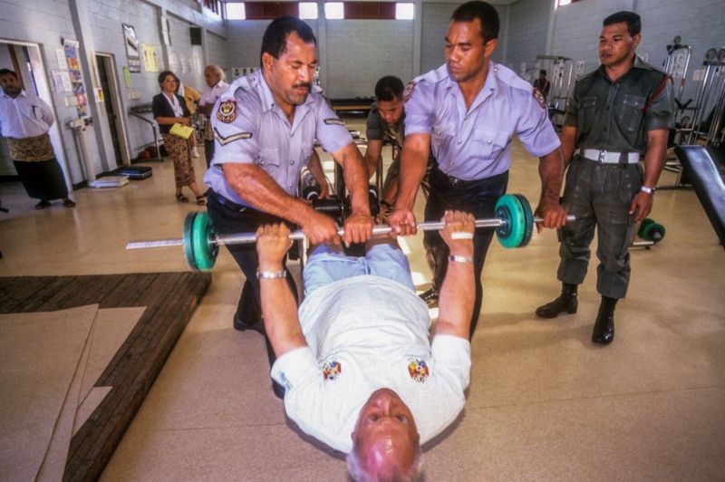 How mutton flaps are killing Tonga - BBC News