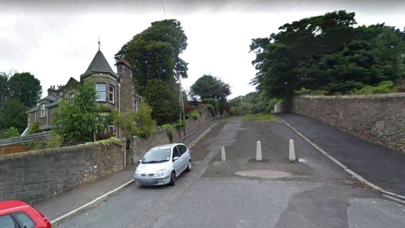 Is this Scotland's steepest street? - BBC News