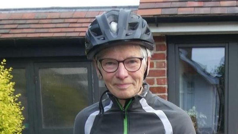 New Years Honours 2024: Oxford cycling campaigner appointed MBE - BBC News