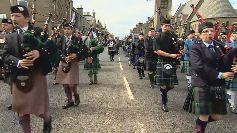 'Last big parade' for famous Gordon Highlanders regiment - BBC News