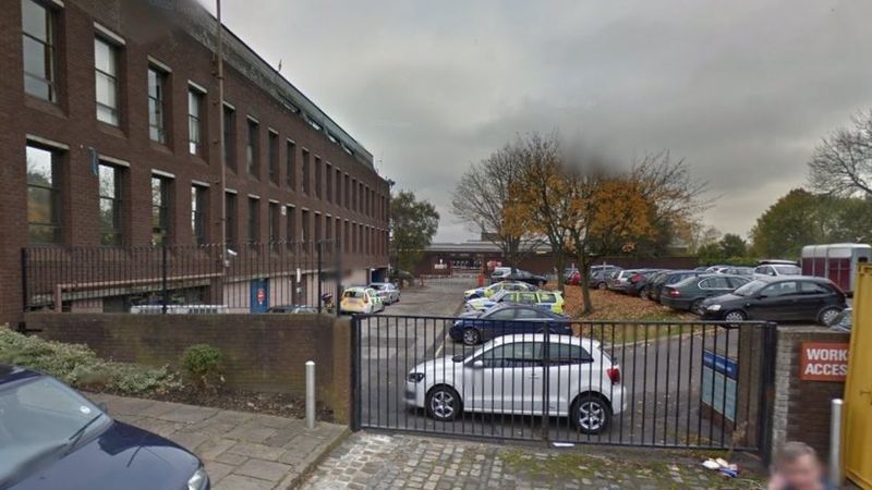 Youtube vlogger admits Macclesfield police car park 'audit' trespass ...