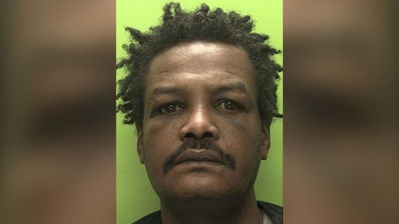 Nottingham: 'Dangerous' man stabbed housemate with bread knife - BBC News