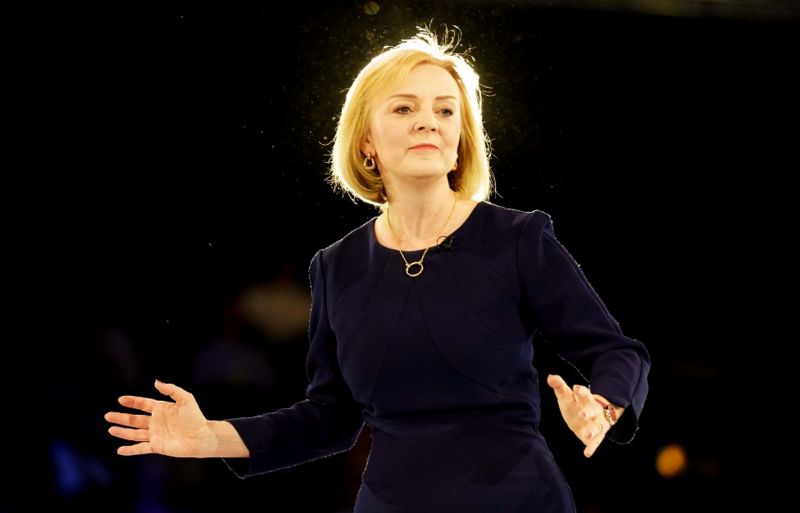 Who is Liz Truss? From teenage Lib Dem to Tory PM - BBC News