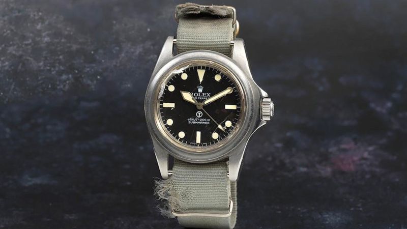 Navy diver's rare Rolex sold at auction for £155,000 - BBC News