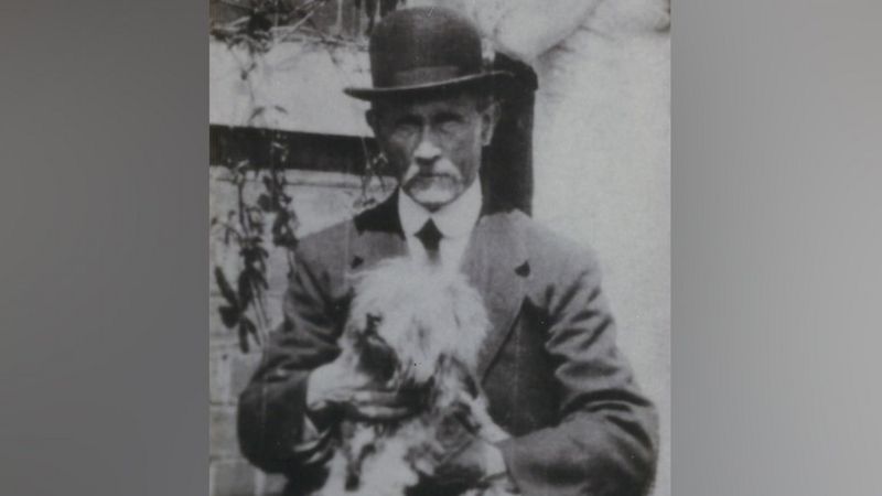 Mamie Stuart: Sunderland burial for 1919 murder victim - BBC News