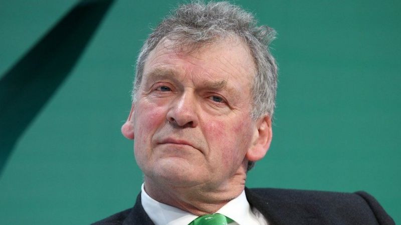 A Very English Scandal: Former MP Hooson portrayal 'unfair' - BBC News