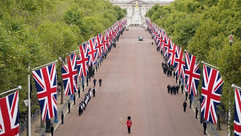 The soldier in charge of military's coronation role - BBC News