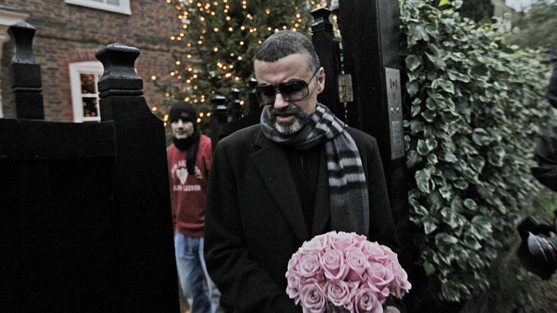 George Michael: Life in pictures - BBC News