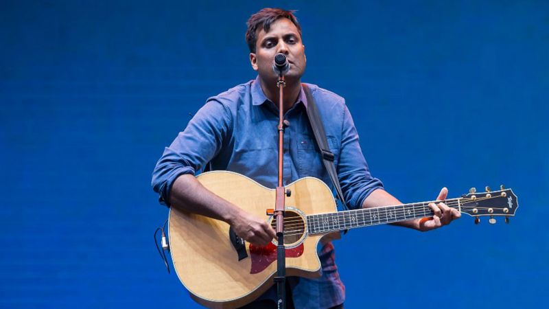 Mark Wallinger: The artist who wants to provoke pupils' creativity ...